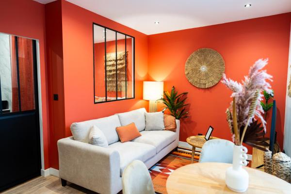 Studio Design Et Coloré Au Coeur De Saumur - Montsoreau