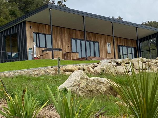 Fenian Retreat - Karamea