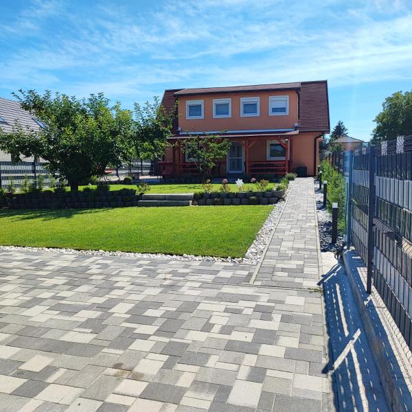 R&r Vendégház Balatonkenese - Plattensee