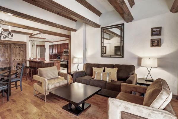 Luxury 2 Bedroom Residence In Lionshead Village - Pool, Spa & More - Vail, CO