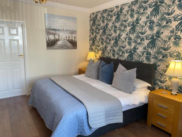 Roker Cottage, Luxury Seaside Apartment, Private Parking, Sky Tv - South Shields