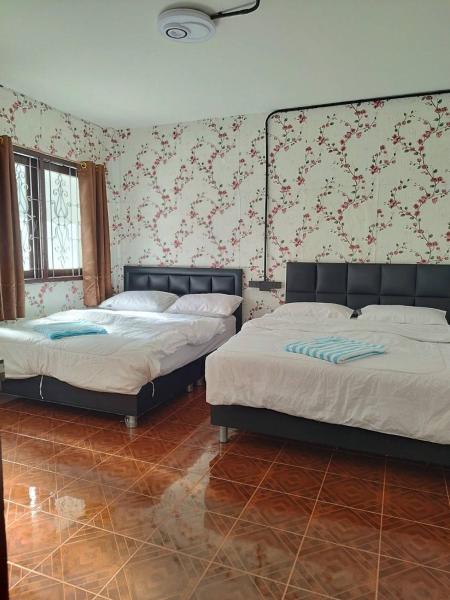 D​ Luck​ Hostel - Kanchanaburi