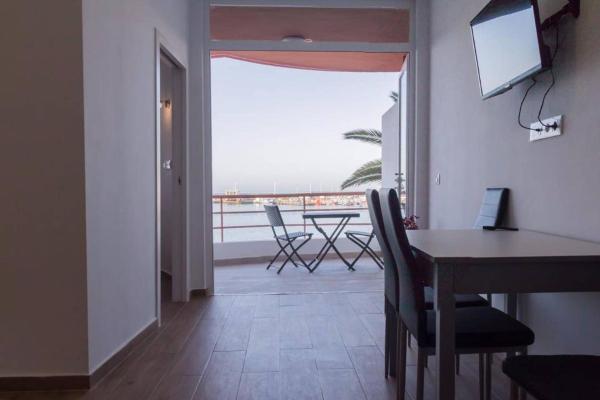 Paseo Marítimo, Los Cristianos Over The Sea Free Wifi - 特內裡費島