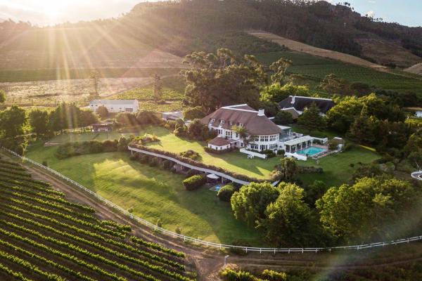 Mont Rochelle Hotel And Vineyard - Franschhoek