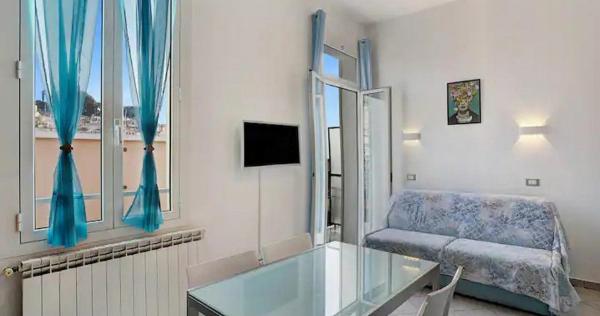 Frida Apartments - Сан-Pемо