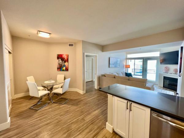 Spacious 2 Bedroom 2 Bathroom In Gated Community - California