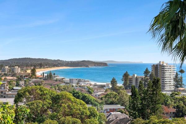 Villa Capriccio - Top Floor Apartment - Narrabeen