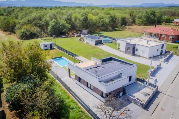Villa Joy With Pool And Hot Tub - Happy Rentals - Varaždin