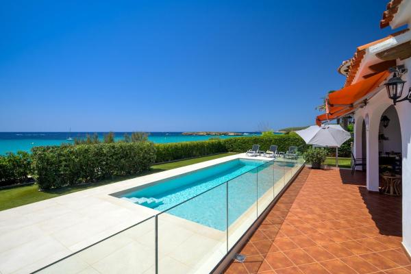 Villa Ponti A5 Vacaciones En Primera Línea De Mar En Menorca - Cala Galdana