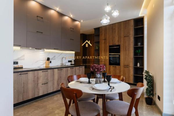 Luxury Apartments Smart House - Uzhhorod