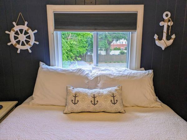 Cottage Near Presque Isle & Lake Erie Boat Parking - 펜실베이니아