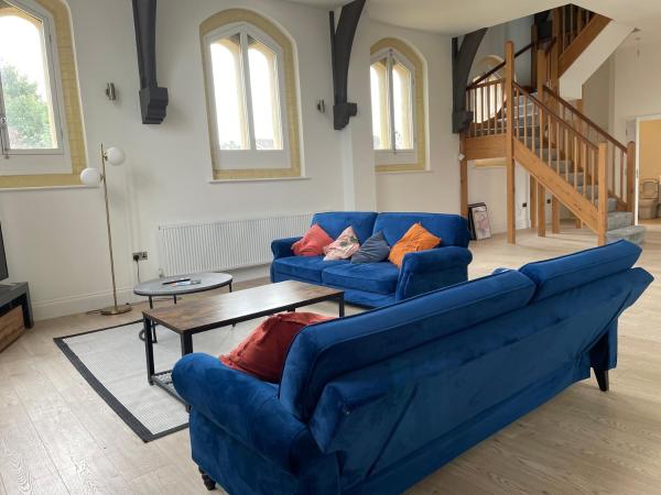 The Old School House - 6 Postland Road, Crowland - Spalding, UK