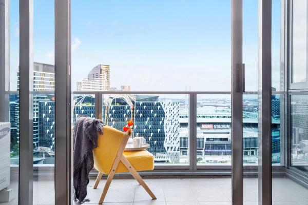 A 2br Apt With Harbour Views And Free Parking - St Kilda