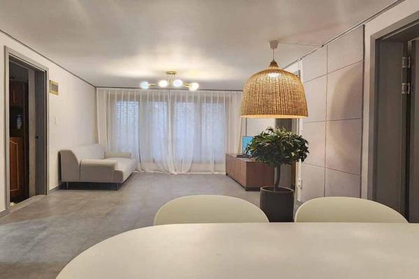 매일, Hongdae Art House - Seoul