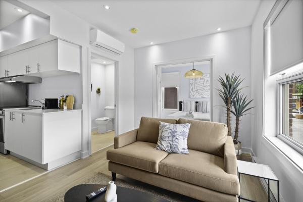 Stylish 1-bedroom Haven By Jean Talon Market - Dorval