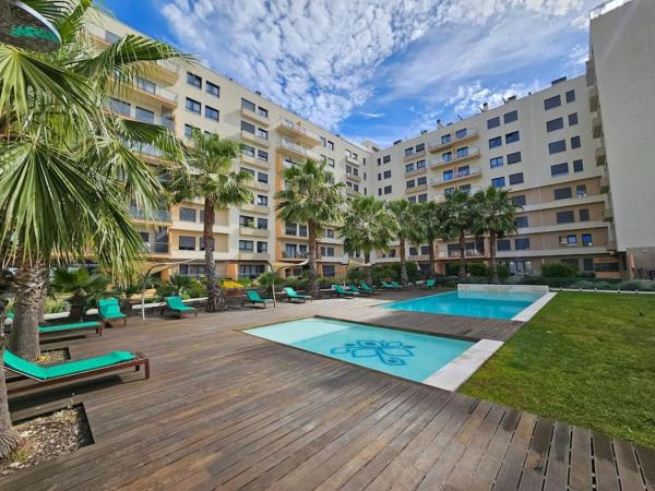 River Terrace & Pool View - Seixal - Quinta do Conde