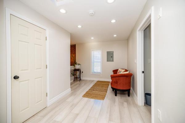 Luxurious Room In Fall River Stay - Bristol, RI