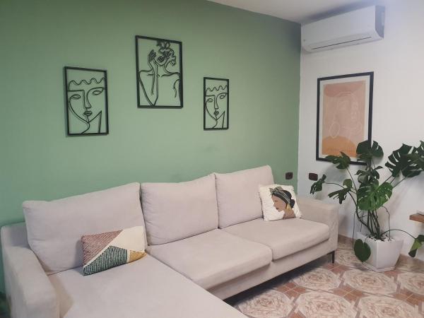 Central Home Away From Home - Albania