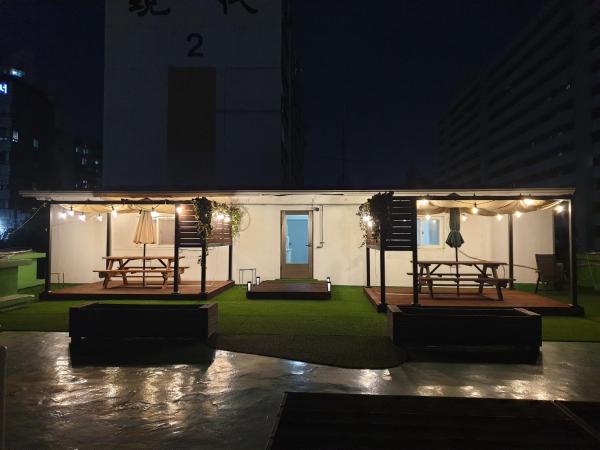 Cheongryangri Zebra Cinema & Rooftop - Guri-si