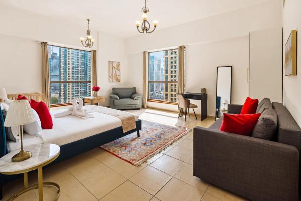 Spacious 5br Apt With Maid's Room On Jbr Beach Near Mall And Metro - By Sunkissed Holiday Homes - Dubaï