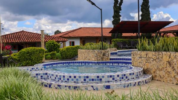 Hotel Parque De Los Arrieros - Quimbaya