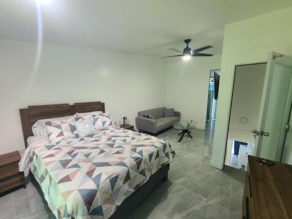 Deluxe Beach Condo In Dorado - Dorado