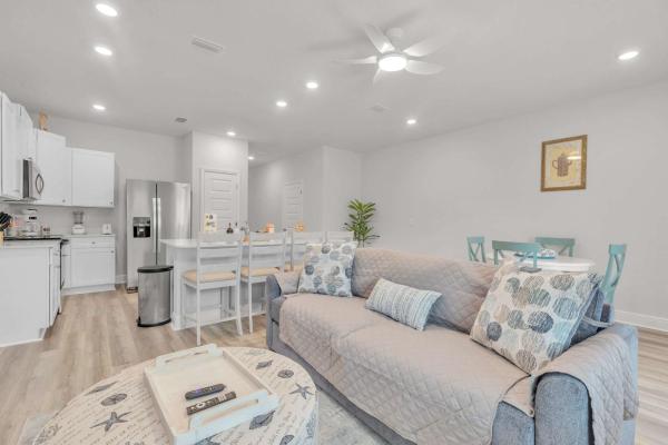 Drift Bay - Adventure Awaits! Zoo, Boat Ramp & Just Minutes From The Beach! - Pensacola Beach, FL