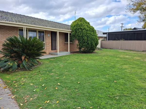 Pakenham Central - Echuca