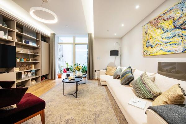 Three Bedroom, Leicester Square Duplex - London, UK