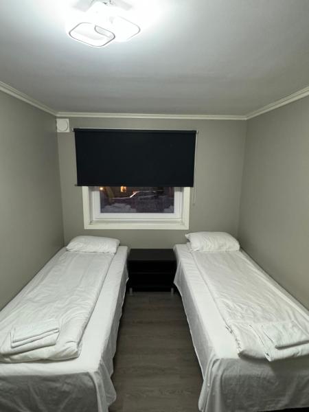 Alesund Bedroom Without Shower - Alesund