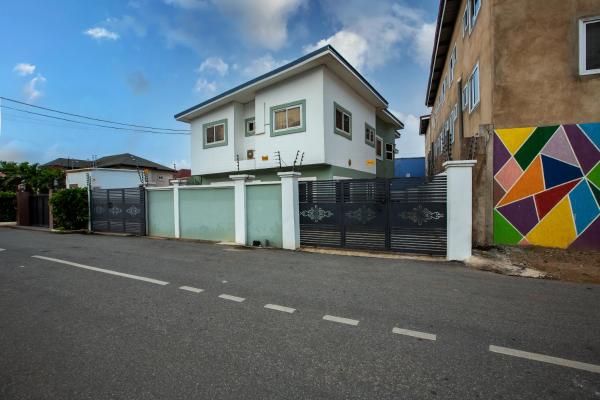 1st Premier Proprties - Accra