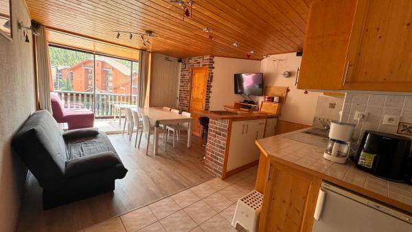 En Vacances, Comme à La Maison - La Joue du Loup