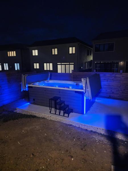 Paradise Villa 6 - Bowmanville