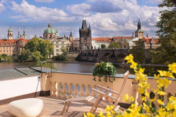Residence Charles Bridge - Praga