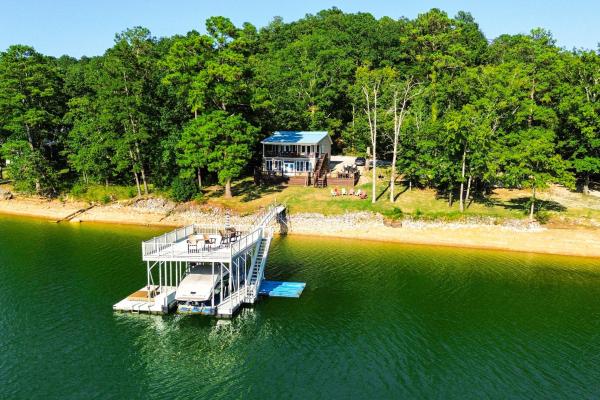 Lewis Smith Lake Retreat W/ Dock & Deck! - Lewis Smith Lake, AL