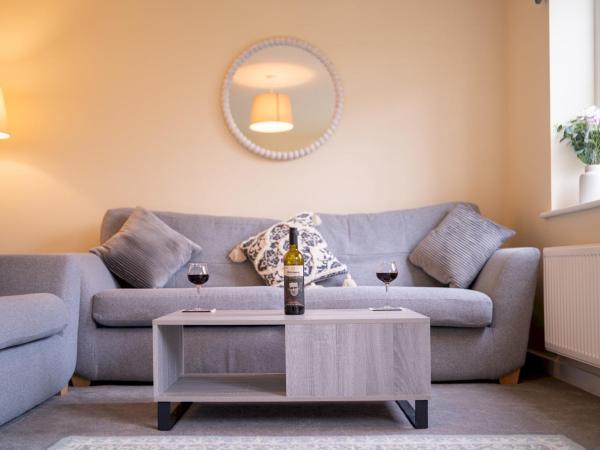 Shop & Stay At Bicester Village Near Our 3 Bed Home Pass The Keys - 비세스터
