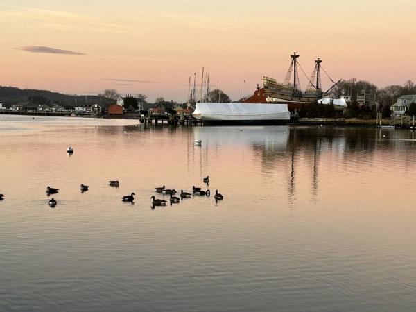 Historic Captains House & School House, Mystic Riverfront Home With Seaport Views - Mystic, CT