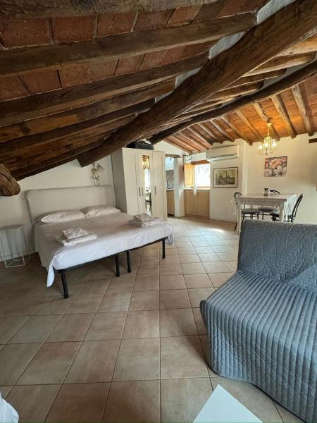 La Casa Del Galletto - At The Top Of The City - Lucques