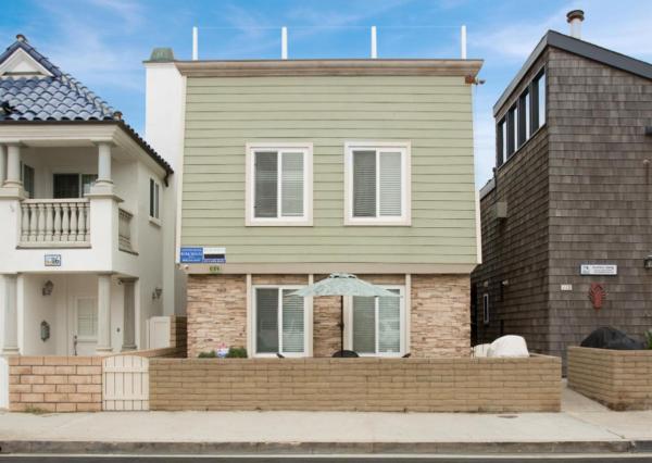 3 Bedrooms - California