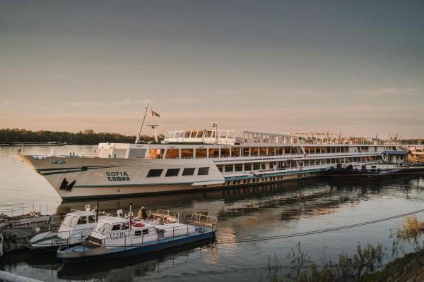 Boat Hotel Sofia - Ruse