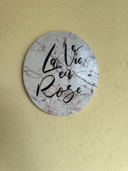 La Vie En Rose - 아시시