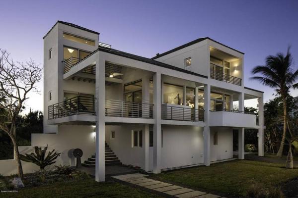 Luxurious Retreat At The Whispering Palms - Sebastian, FL