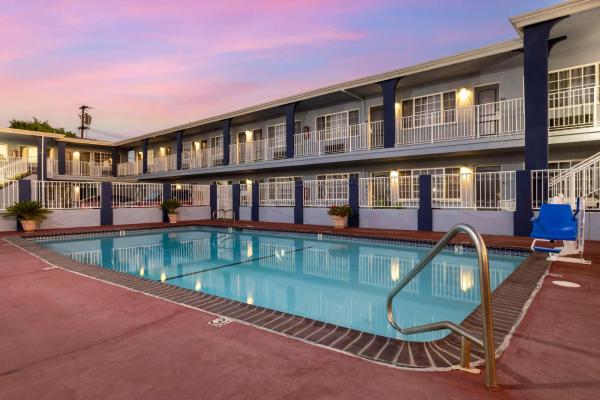 Best Western Orange Plaza - Santa Ana, CA