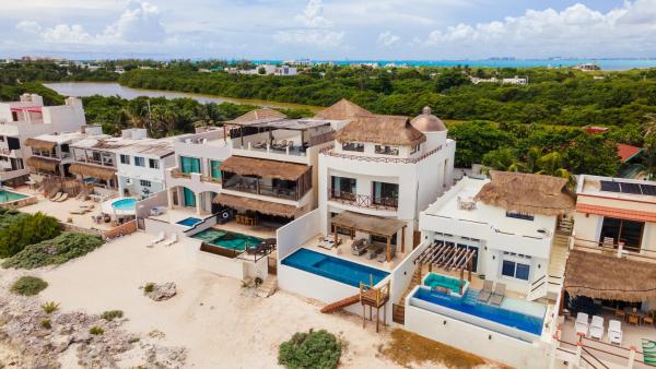 Casa Javi- Ocean Front Located Mid Isla Mujeres - Isla Mujeres