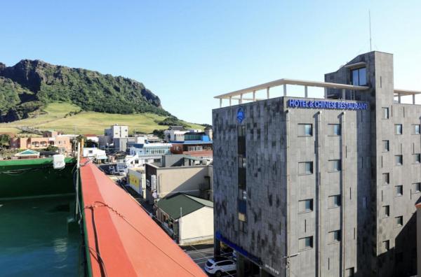 Blue Mountain Hotel - Jeju-do