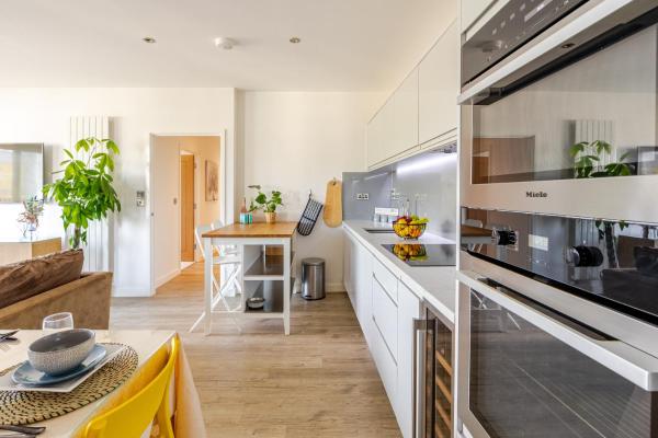 Fmss - City Luxe - London Euston station