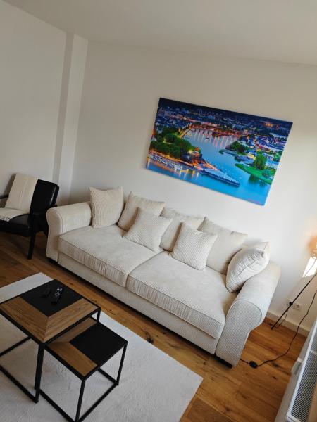 Charmante 2 Zimmer-wohnung Mit Fahrradstellplätzen - Koblenz