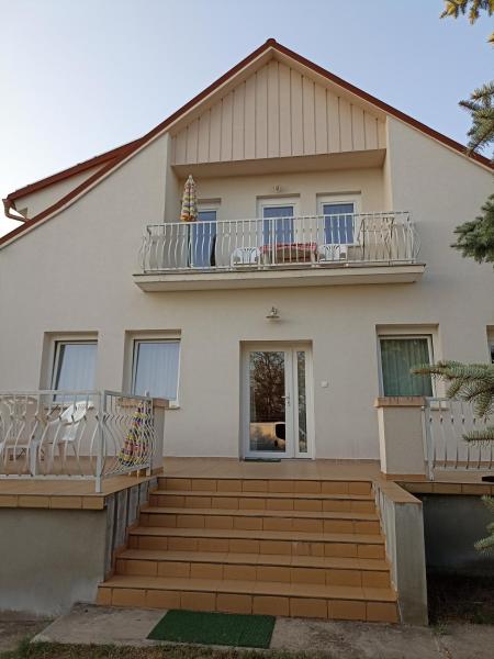 Bor Apartmanház - Keszthely