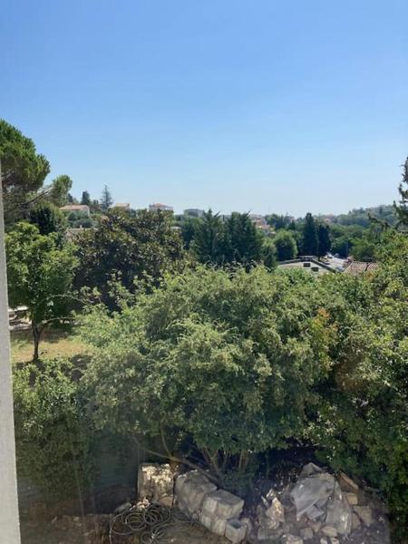 Logement Avec Tèrrasse, Au Calme - Vence