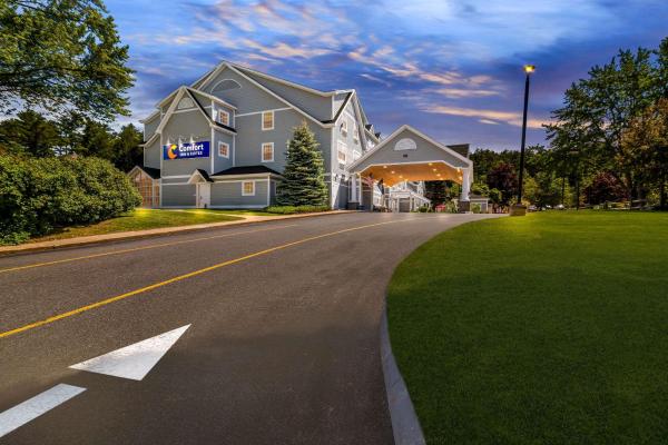 Comfort Inn & Suites North Conway - Conway, NH